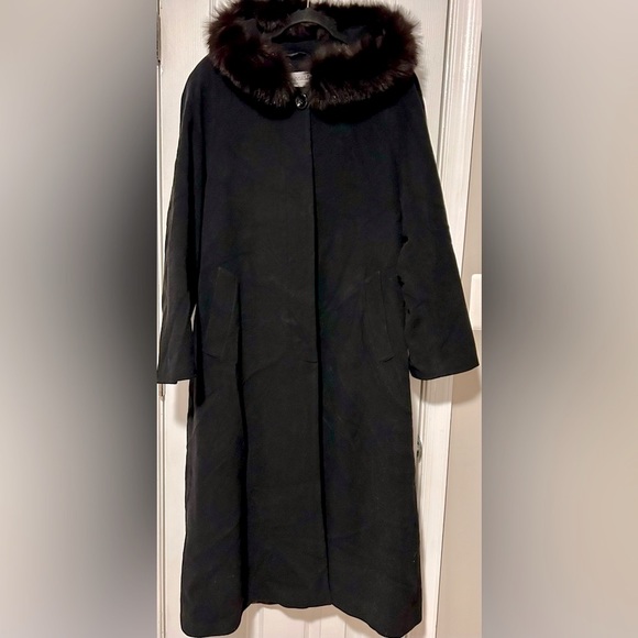 Forecasters | Jackets & Coats | Gently Worn Forecaster Lambs Wool And ...